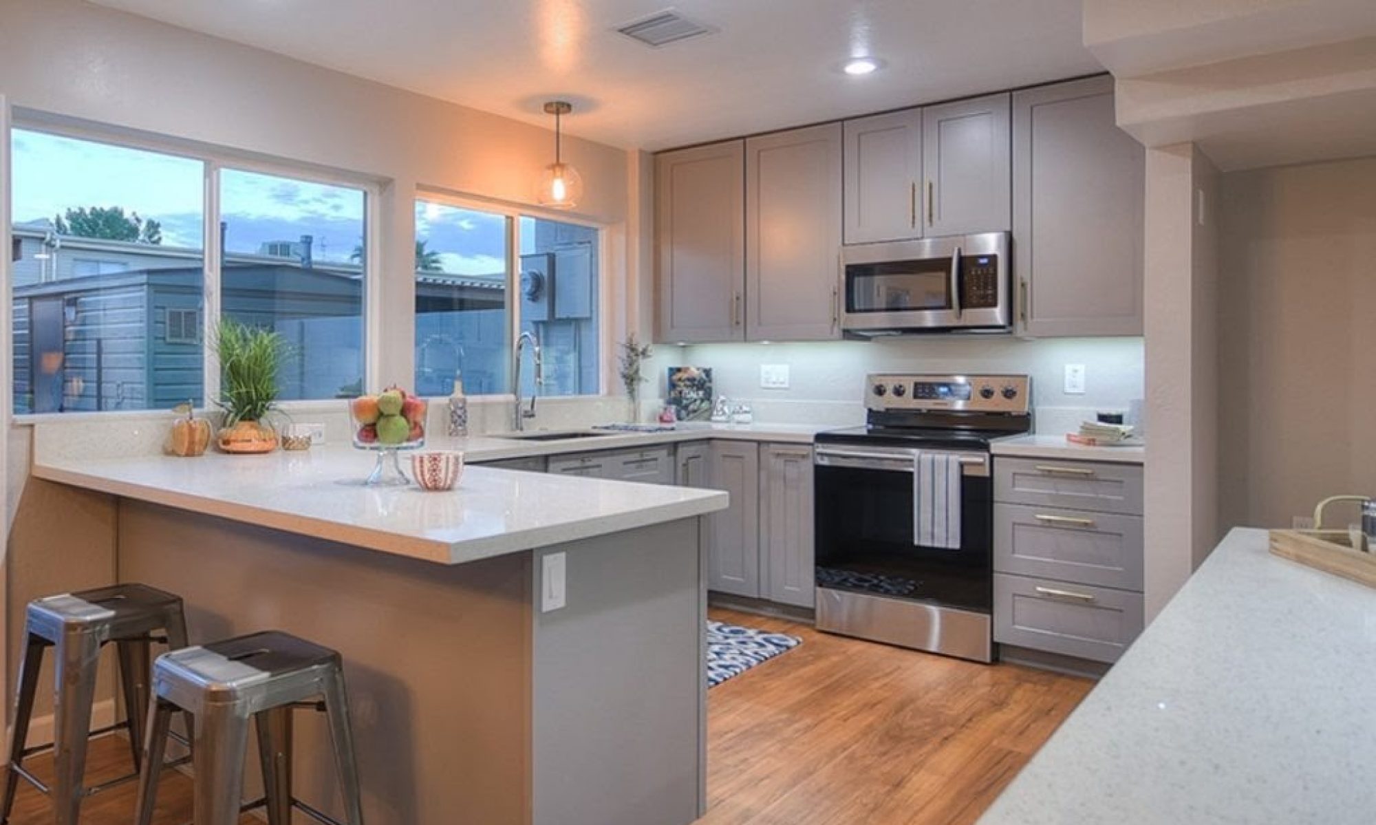 About Us – Kitchens 2 Go 2020